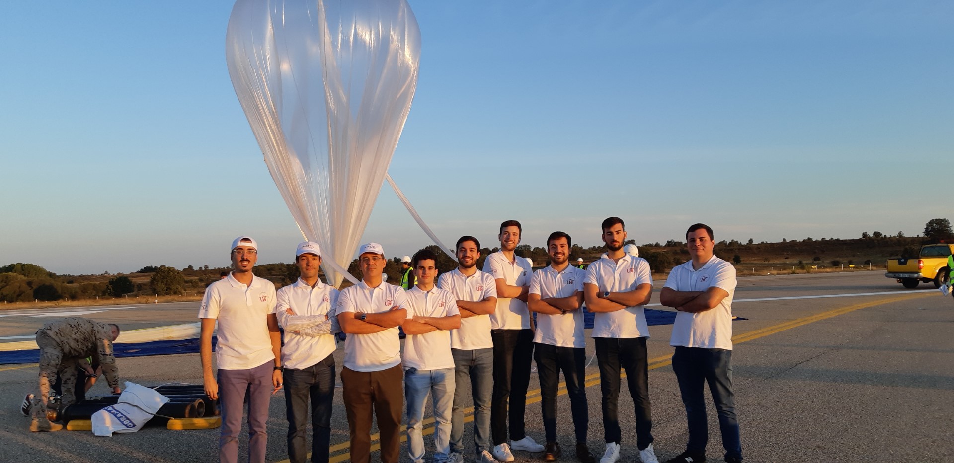 El equipo FyCUS 23 lanza con éxito un pseudosatélite al borde del espacio